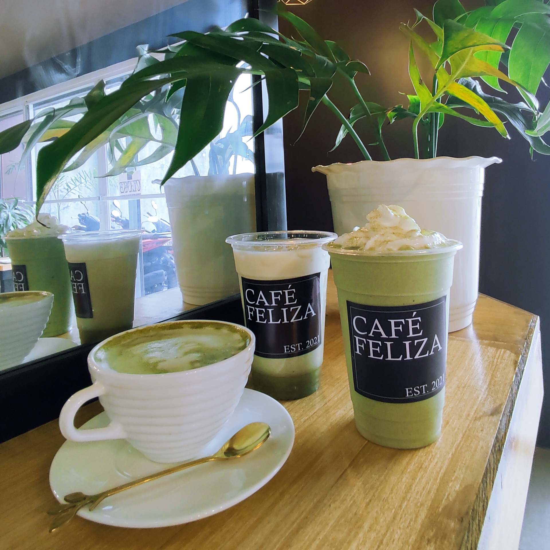 Cafe Feliza menu in San Marcelino | ordermo