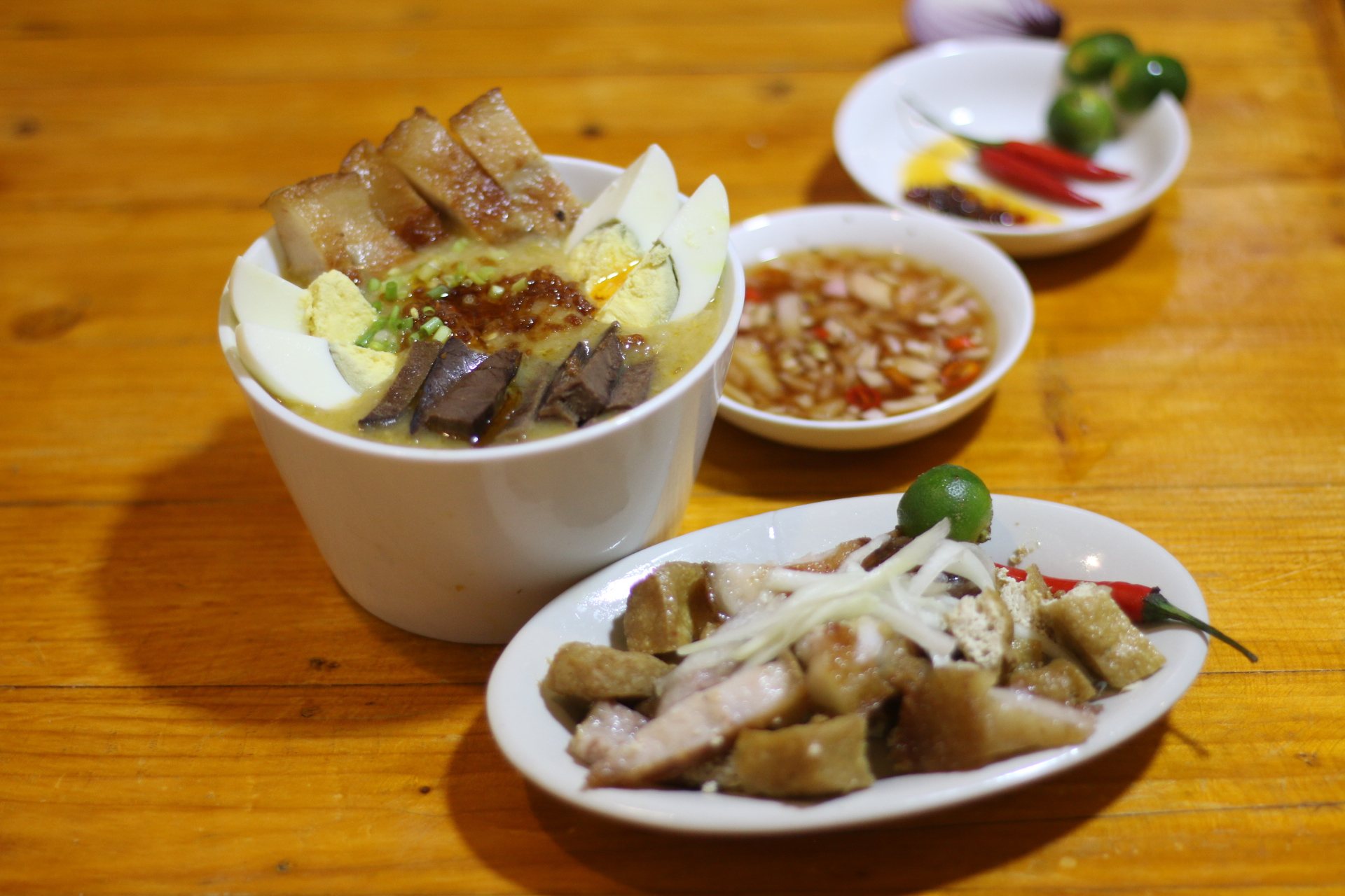 Mang Cardos Lugawan At Bulaluhan menu in Malolos | ordermo