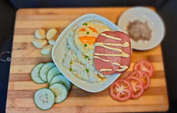 Clovey's Snack To Go menu in Baliuag | ordermo